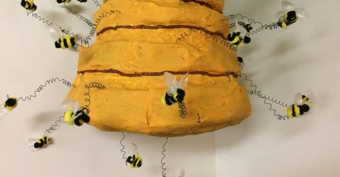 Entomology Series: Bees (Life Cycle, Social Life, Beekeeping, & Paper ... Entomology Series: Bees (Life Cycle, Social Life, Beekeeping, & Paper ...