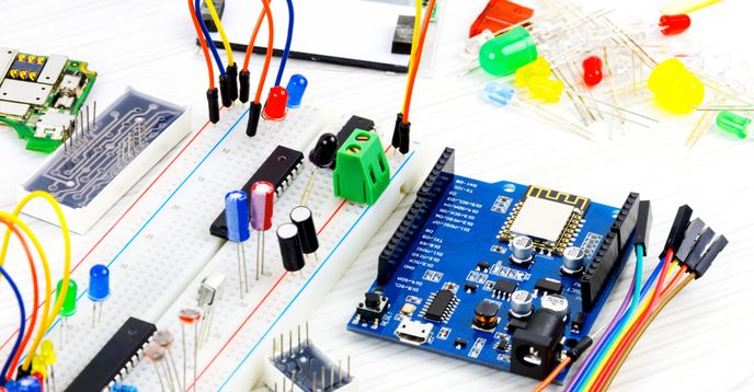 Arduino Coding Part 1: LEDs, Servos, Buttons, Buzzers, and More | Small ...